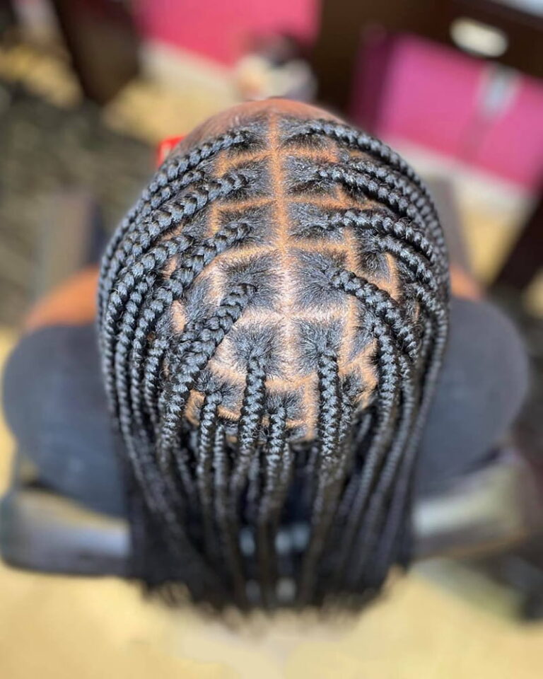 50+ Best Medium Knotless Braid Looks: Color, Length & Shape - Curly Craze